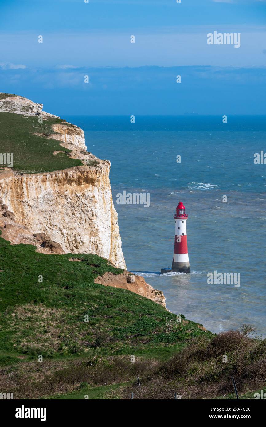 Tall lighthouse on rocky hi-res stock photography and images - Alamy