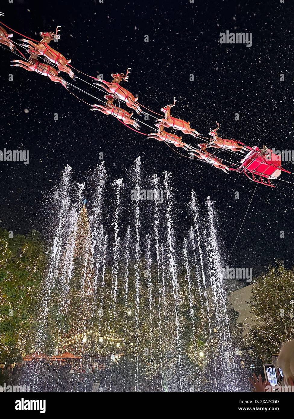 Santa sleigh sky hi-res stock photography and images - Alamy