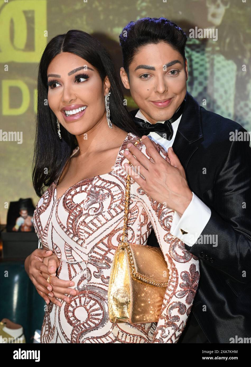 Chaly hi-res stock photography and images - Alamy