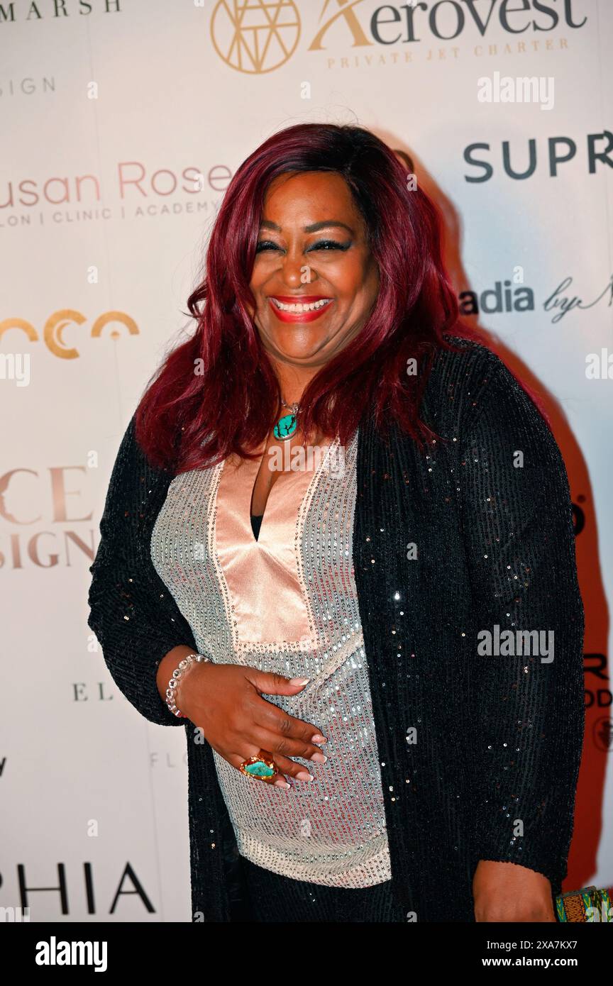 Niña inca hi-res stock photography and images - Alamy