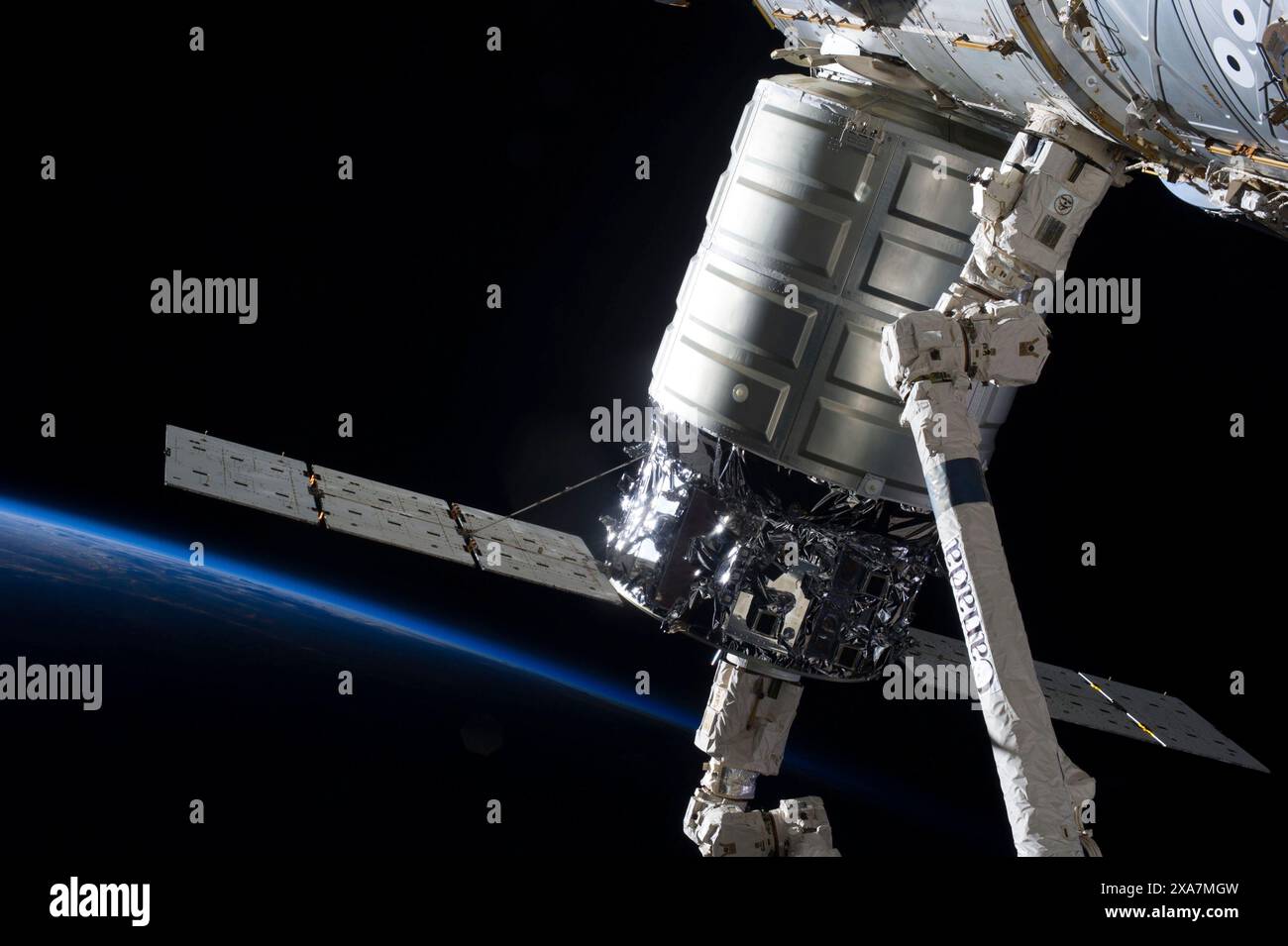 Close-up of the Orbital Sciences Corporation Cygnus 1 cargo spacecraft ...