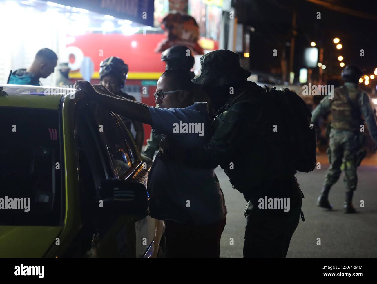 MANTA OPERATIVE MILITARY NIGHT OPERATIVE Manta, Manabi, Tuesday, June ...