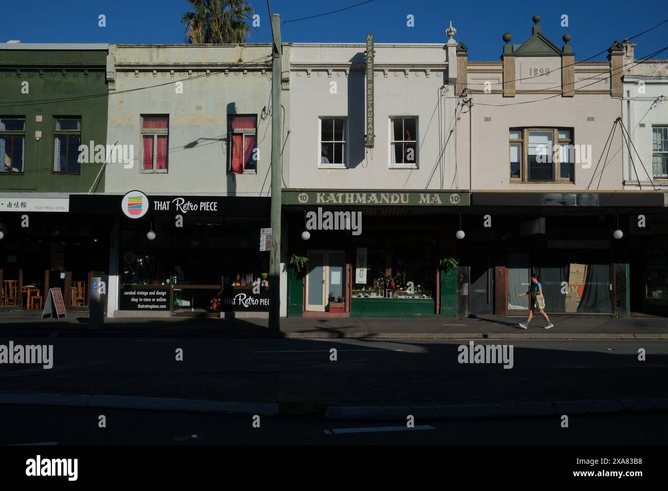 Victorian shop fronts hi-res stock photography and images - Alamy