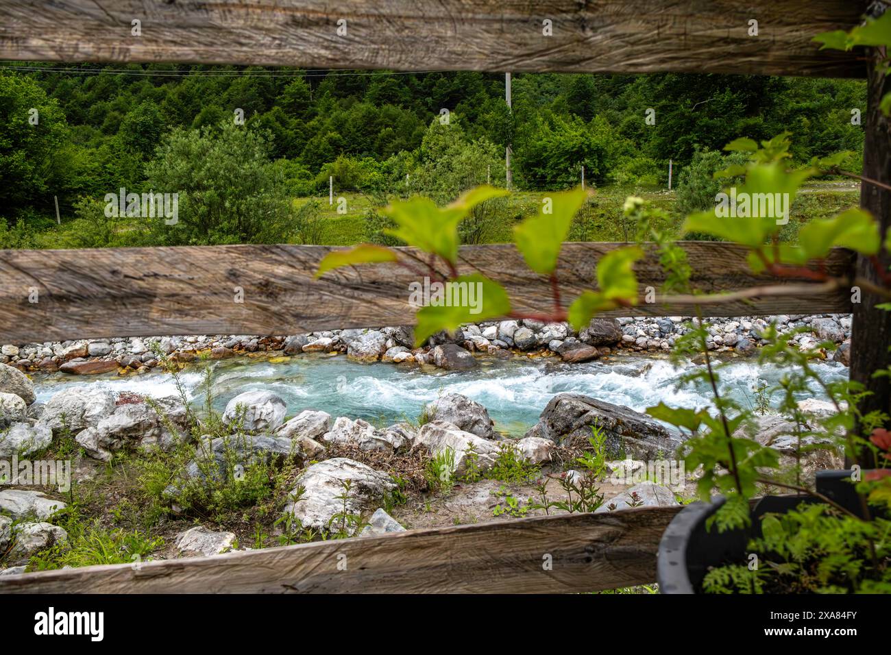 wooden fence river Stock Photo - Alamy