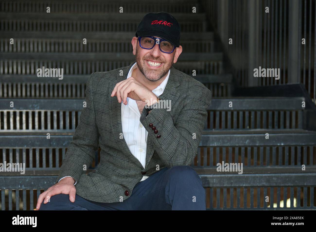 Showbiz red cross hi-res stock photography and images - Alamy