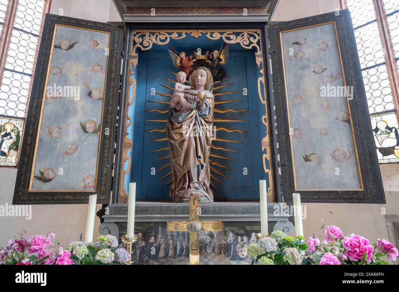 Renaissance high altar from 1611 with the crescent moon Madonna with ...