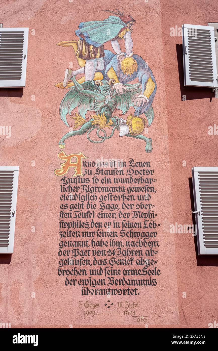 Facade painting with old German characters, Tavern zum Loewen ...
