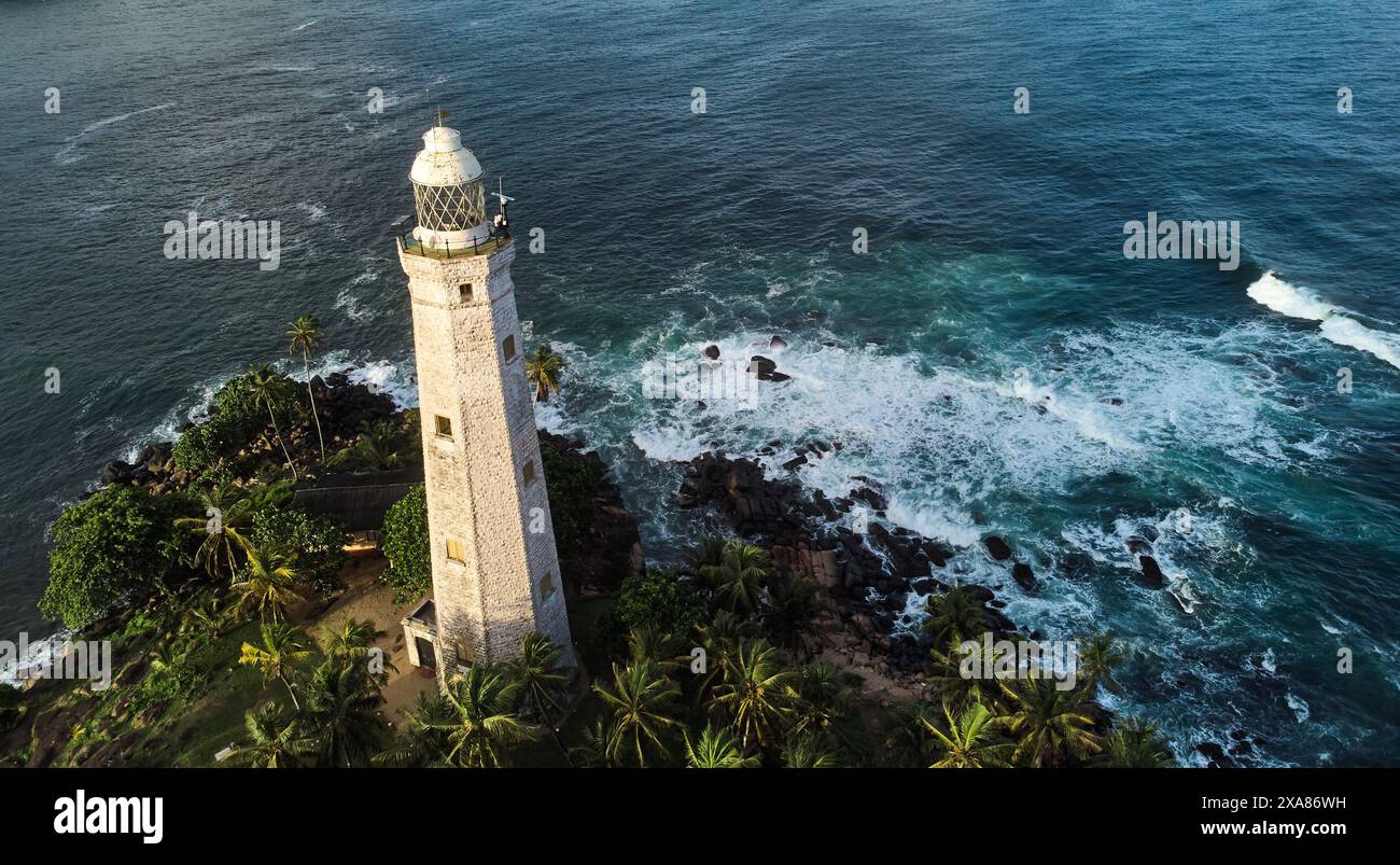 Dewundara lighthouse hi-res stock photography and images - Alamy