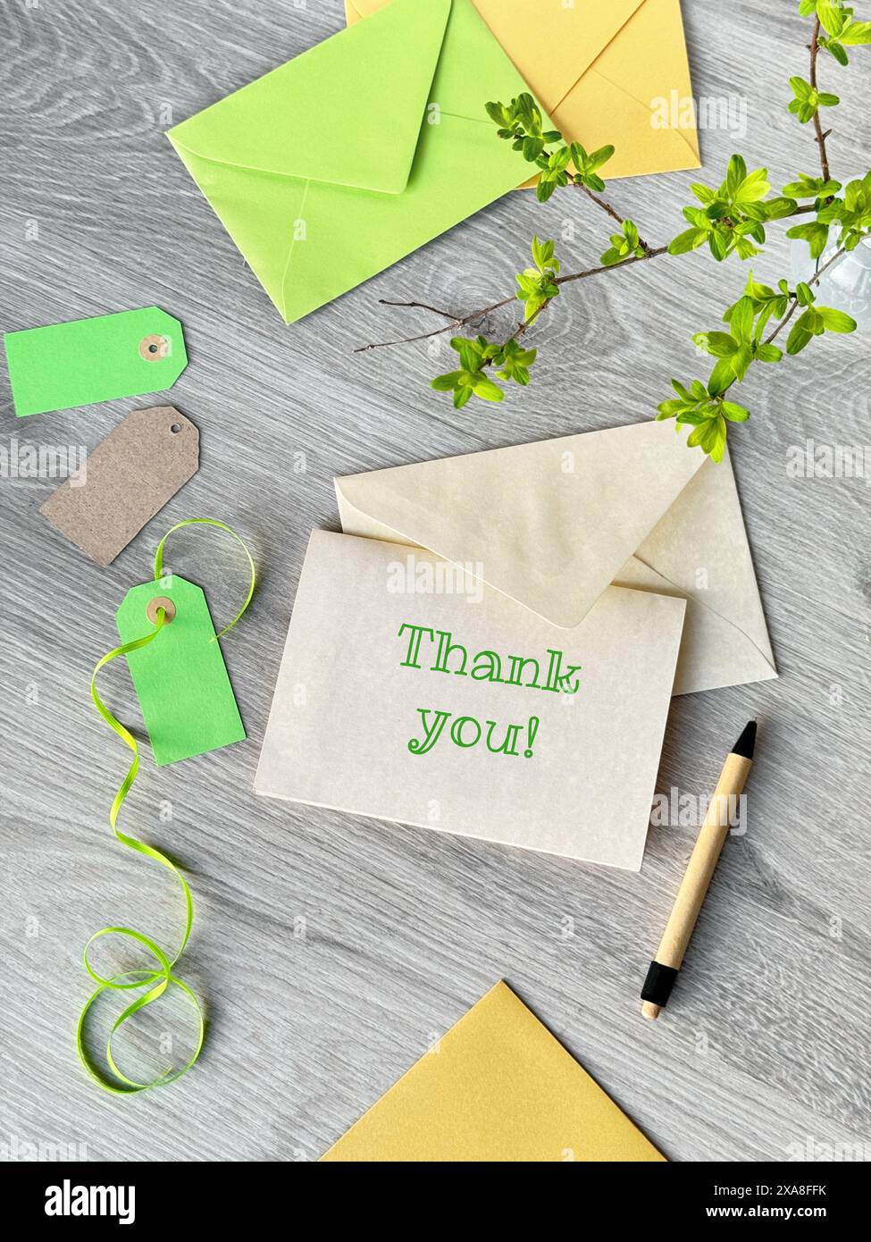 Floral thank you card diy hi-res stock photography and images - Alamy