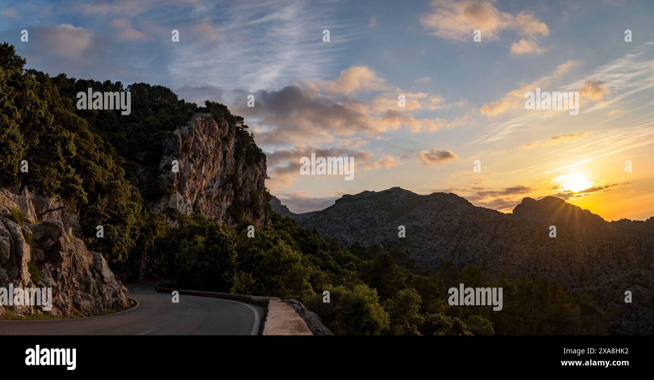 Sa calobra snake road hi-res stock photography and images - Alamy