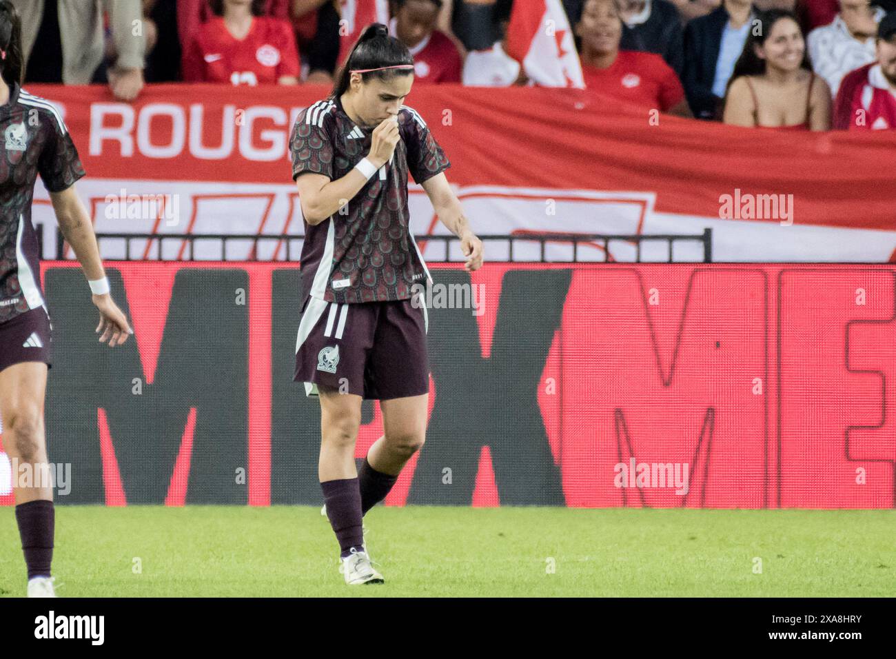 Jacqueline ovalle hi-res stock photography and images - Alamy