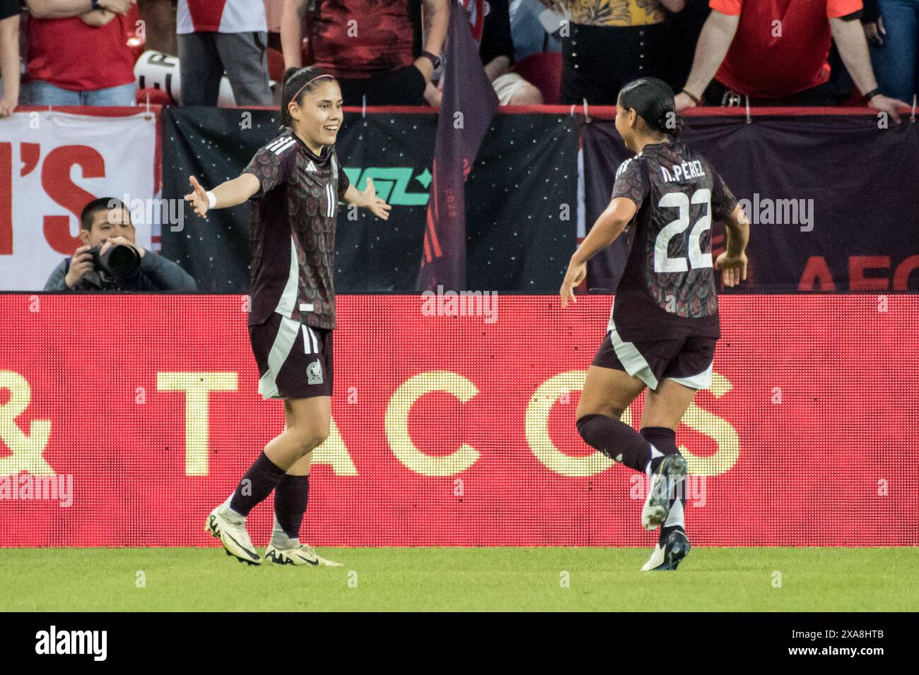 Toronto, Canada. 04th June, 2024. Jacqueline Ovalle #11 (L) of Mexico ...