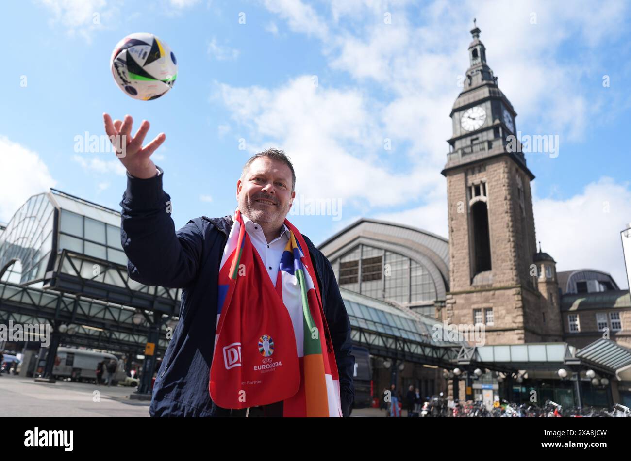 Hamburg, Germany. 05th June, 2024. Markus Hock, Deputy Station Manager ...