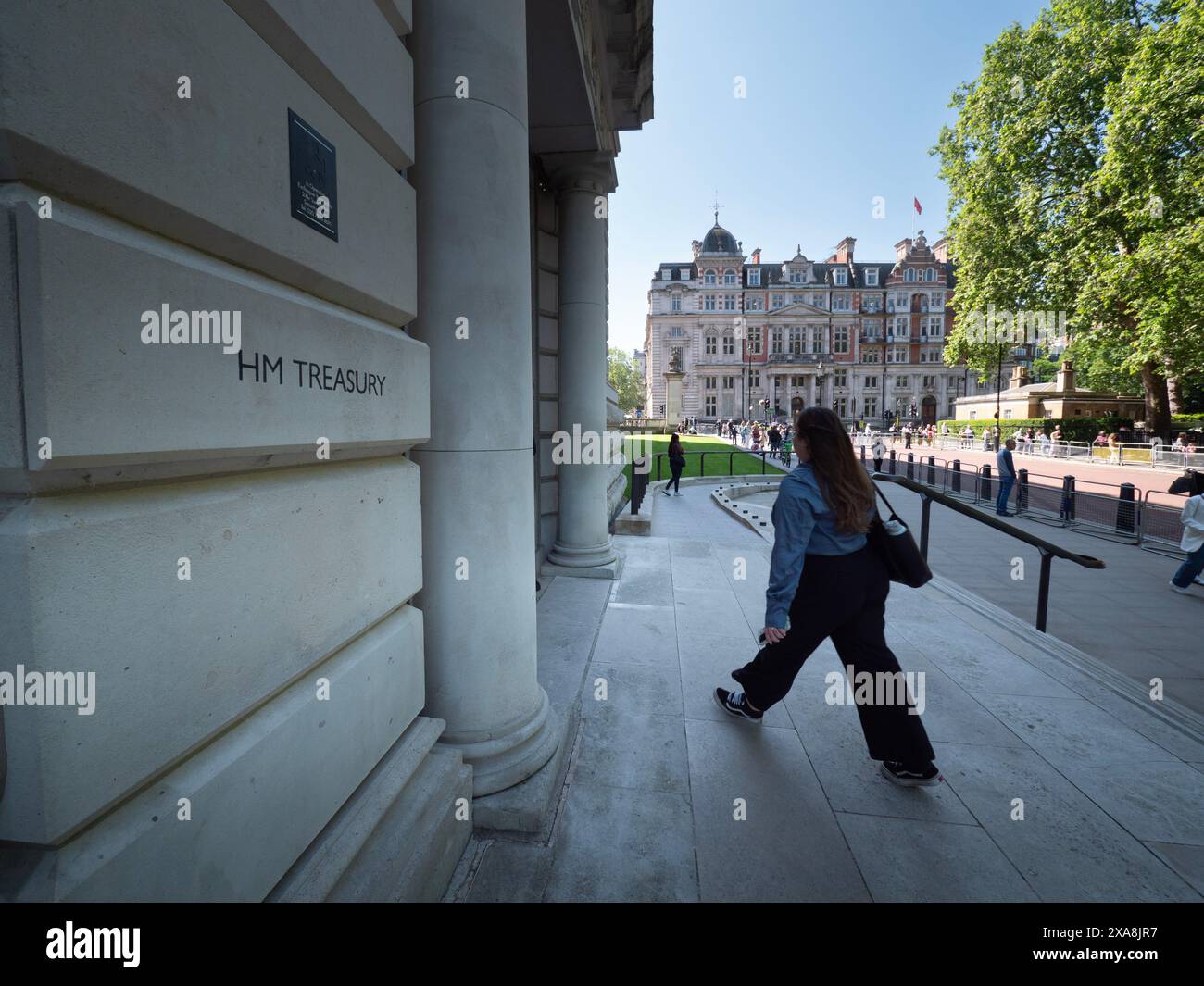 Treasury finance and government hi-res stock photography and images - Alamy