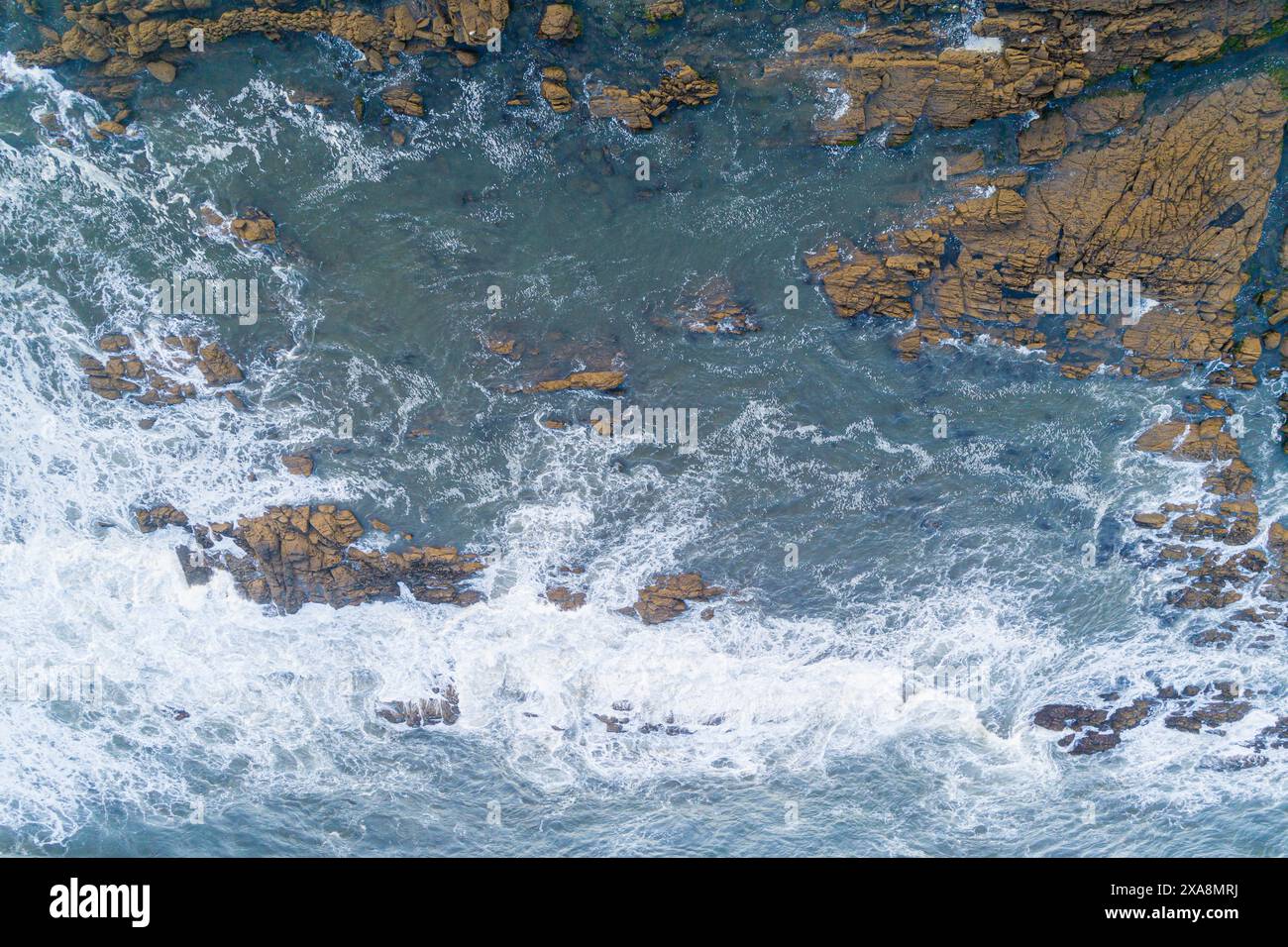 Drone shot rocky beach shore hi-res stock photography and images - Alamy
