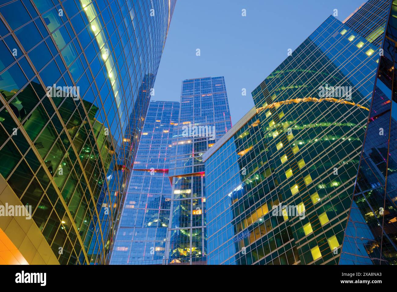 Modern urban buildings glass hi-res stock photography and images - Alamy