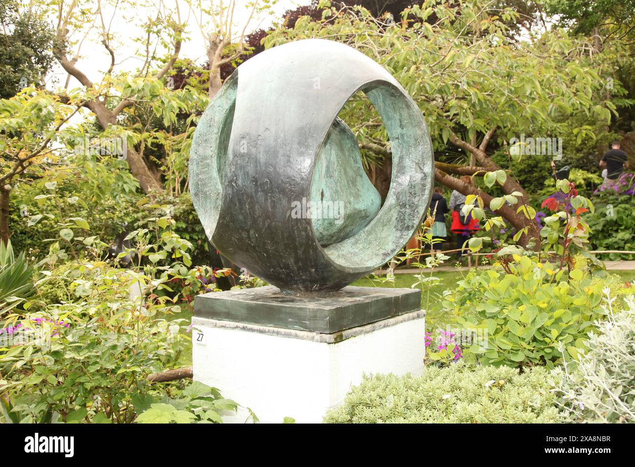 Barbara Hepworth Sculpture Garden 'Sphere with Inner Form' 1963 Bronze ...