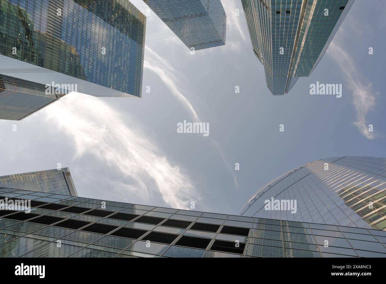 Skyscrapers sky bottom view hi-res stock photography and images - Alamy