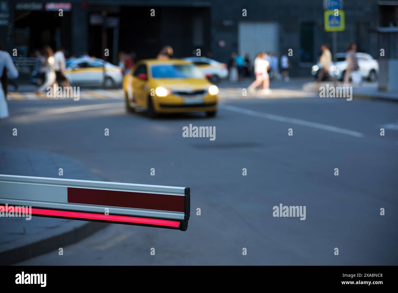 On street access hi-res stock photography and images - Alamy
