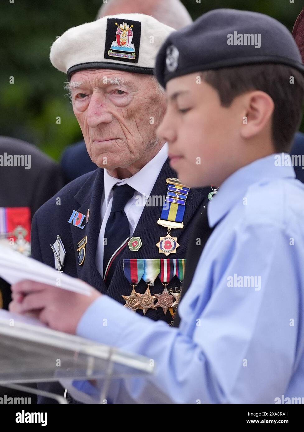 D-Day veteran Alec Penstone, 98, at the statue of Field Marshal ...
