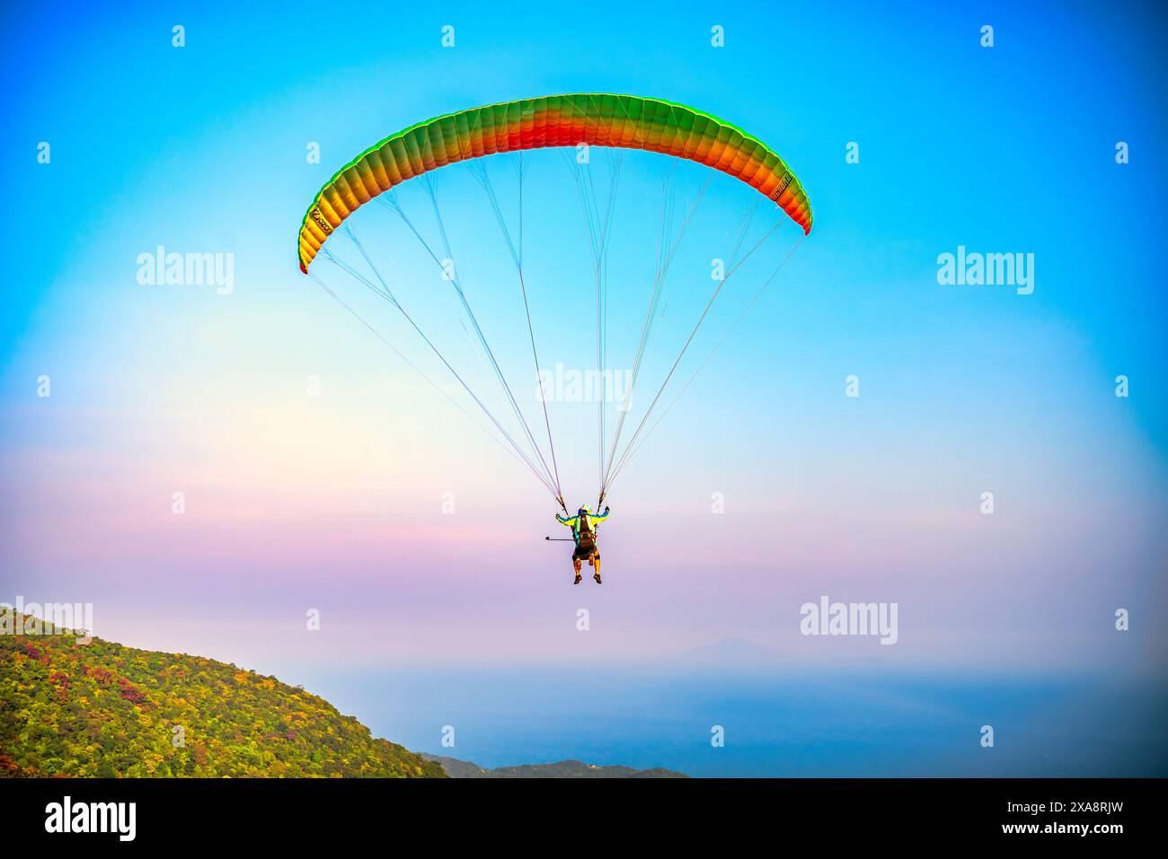 Paragliding tour starts from the top of Son Tra mountain and lands at ...