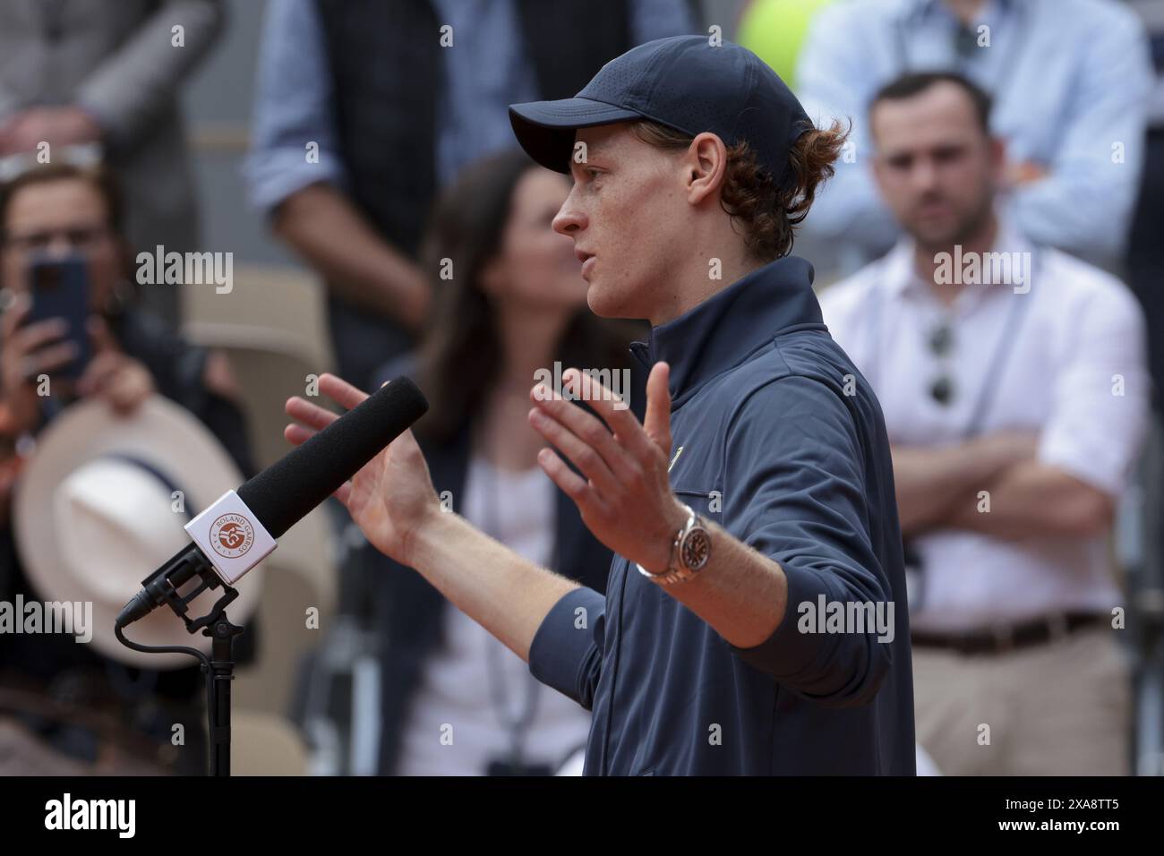 Jannik Sinner of Italy celebrates winning his quarter-final against ...