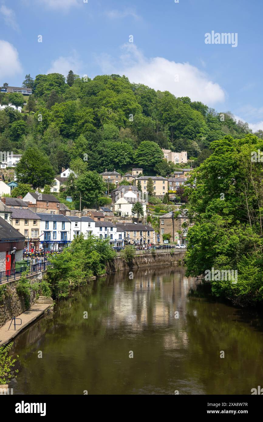 MATLOCK BATH, DERBYSHIRE, UK, MAY 18. The River Derwent flowing through ...