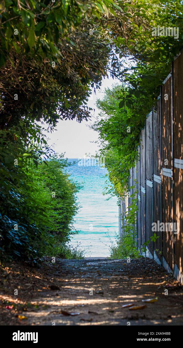 Beautiful beach view nice tropical hi-res stock photography and images ...