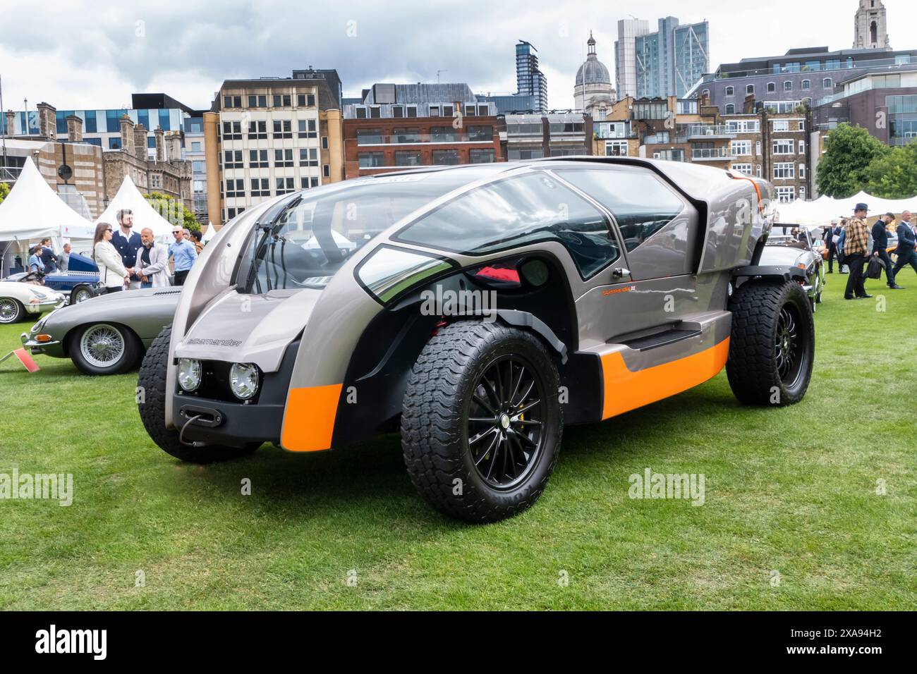 Tvr suv hi-res stock photography and images - Alamy