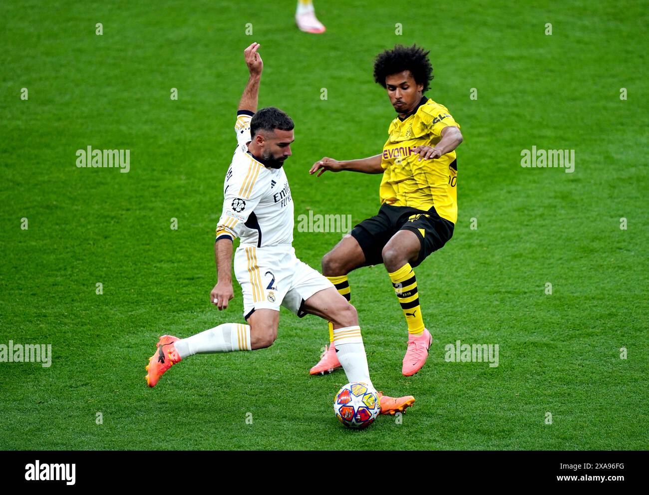 Real Madrid's Daniel Carvajal (left) and Borussia Dortmund's Karim ...