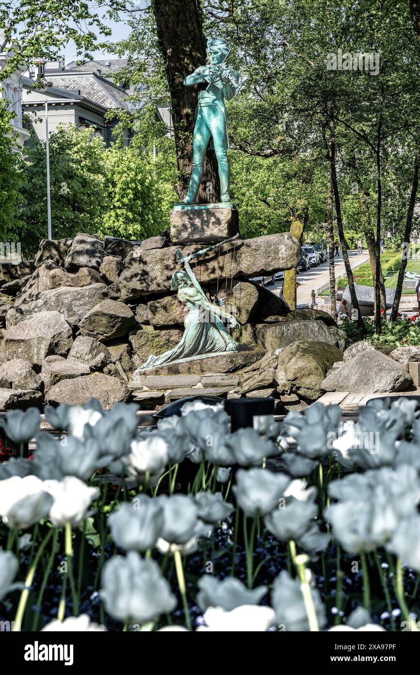 Edward Grieg statue in Bergen, Norway Stock Photo - Alamy