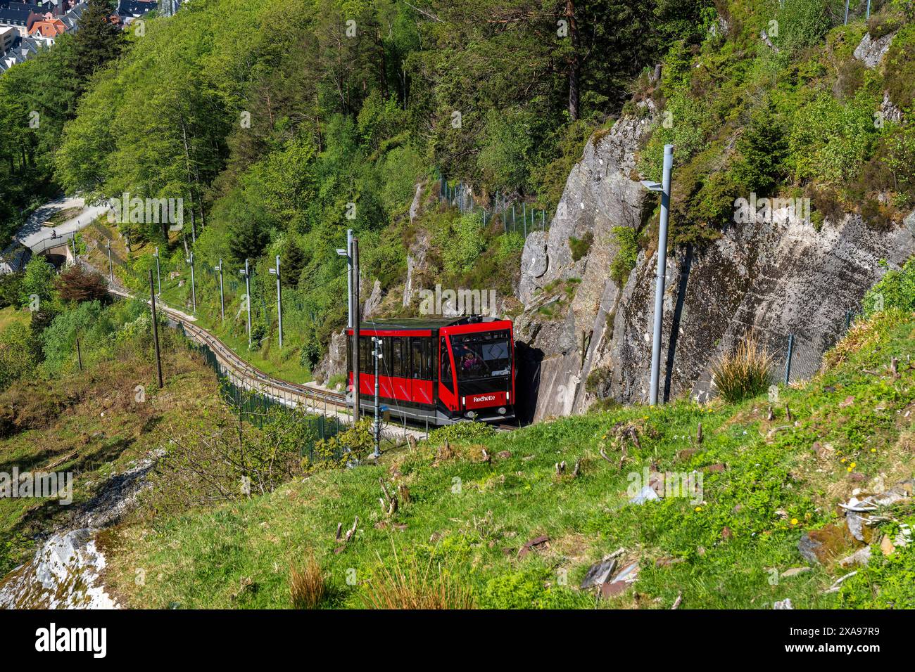 Floibanen funicular railway view hi-res stock photography and images ...