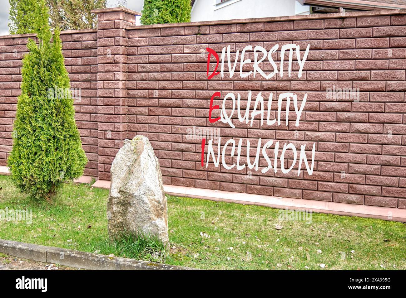 Equality equity fence hi-res stock photography and images - Alamy