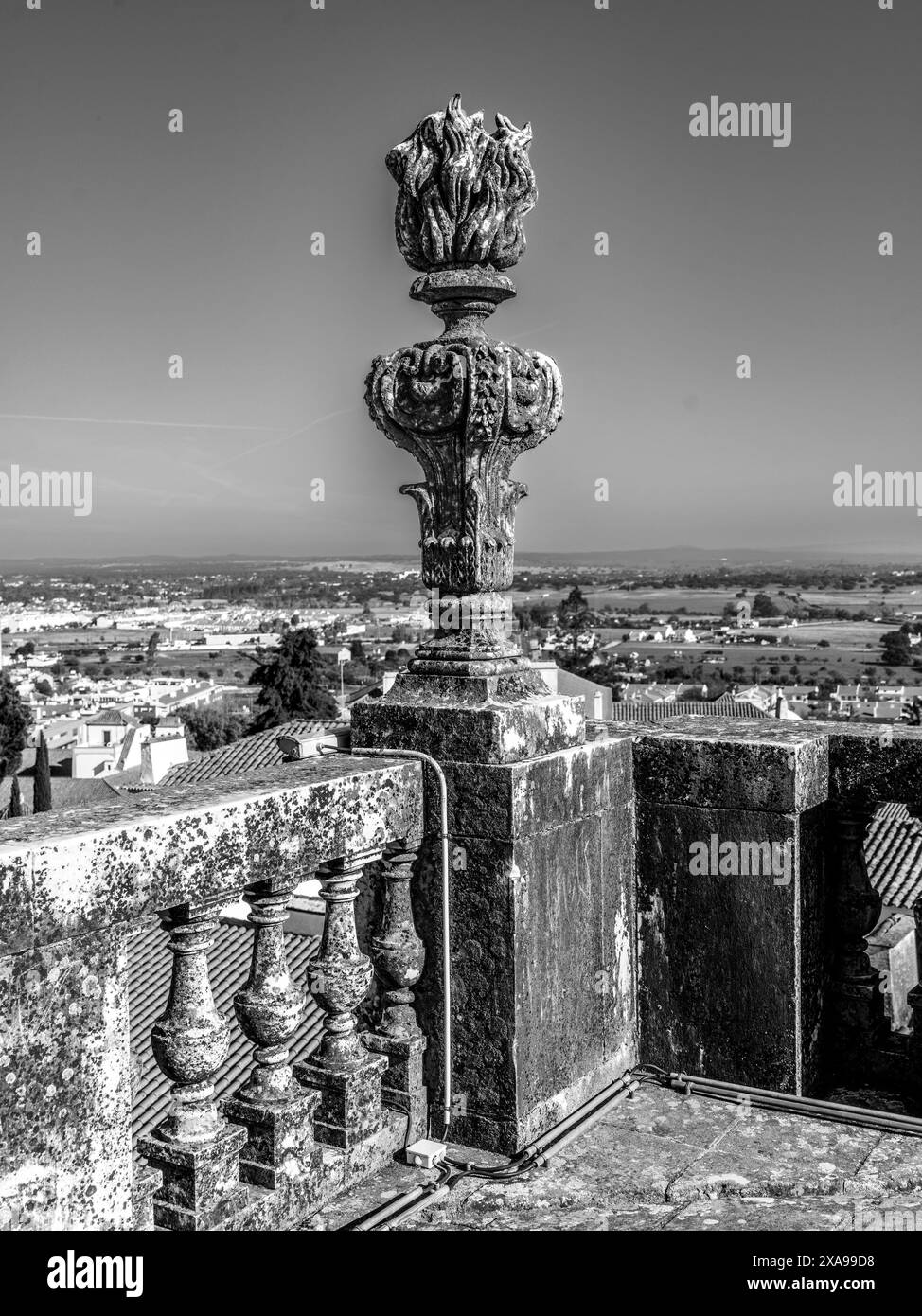 Sculpture on corner roman Black and White Stock Photos & Images - Alamy