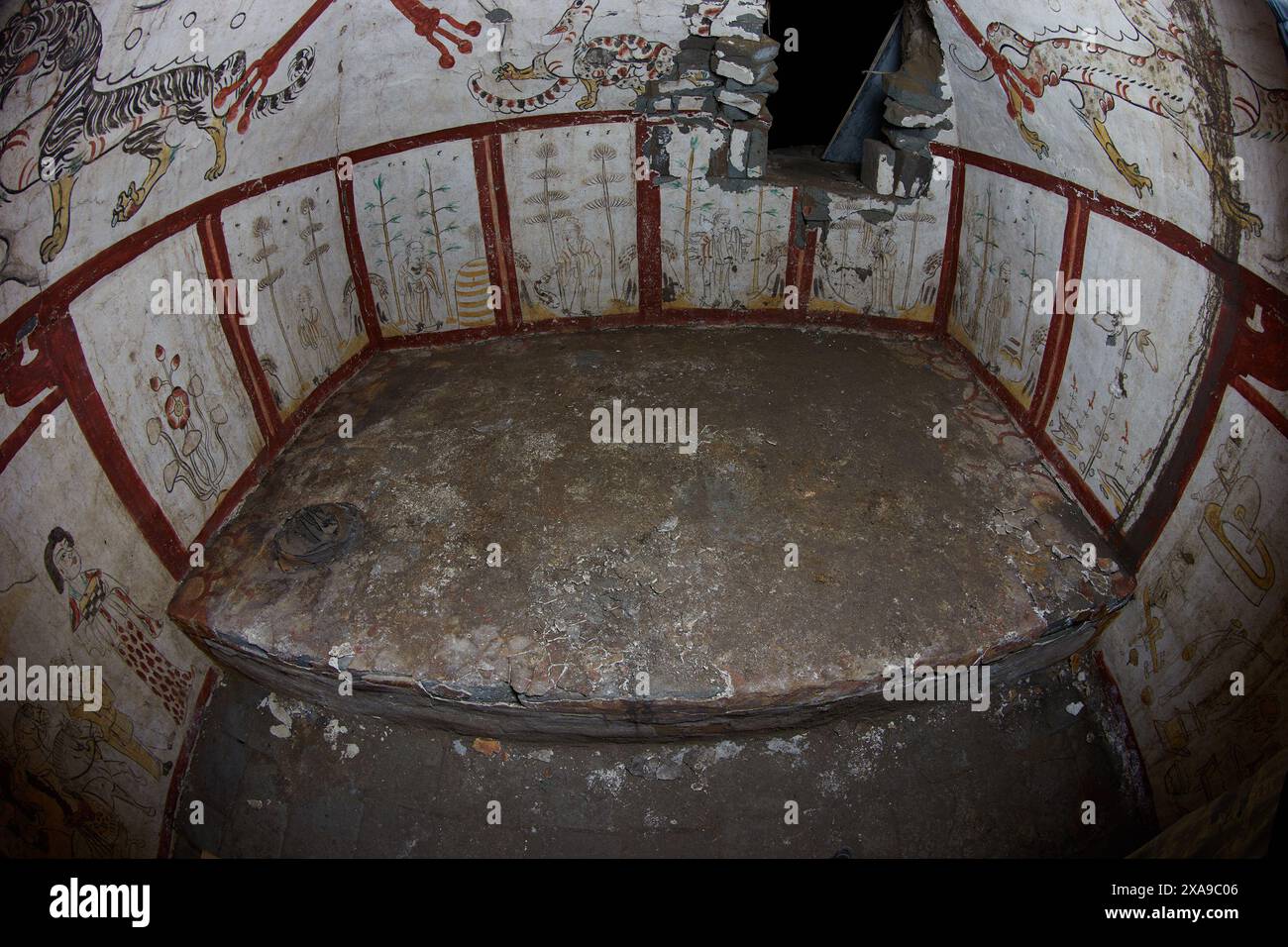 Tang dynasty tomb murals hi-res stock photography and images - Alamy