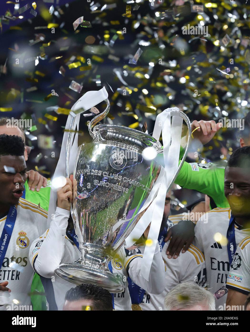 Borussia dortmund real madrid feature hi-res stock photography and ...