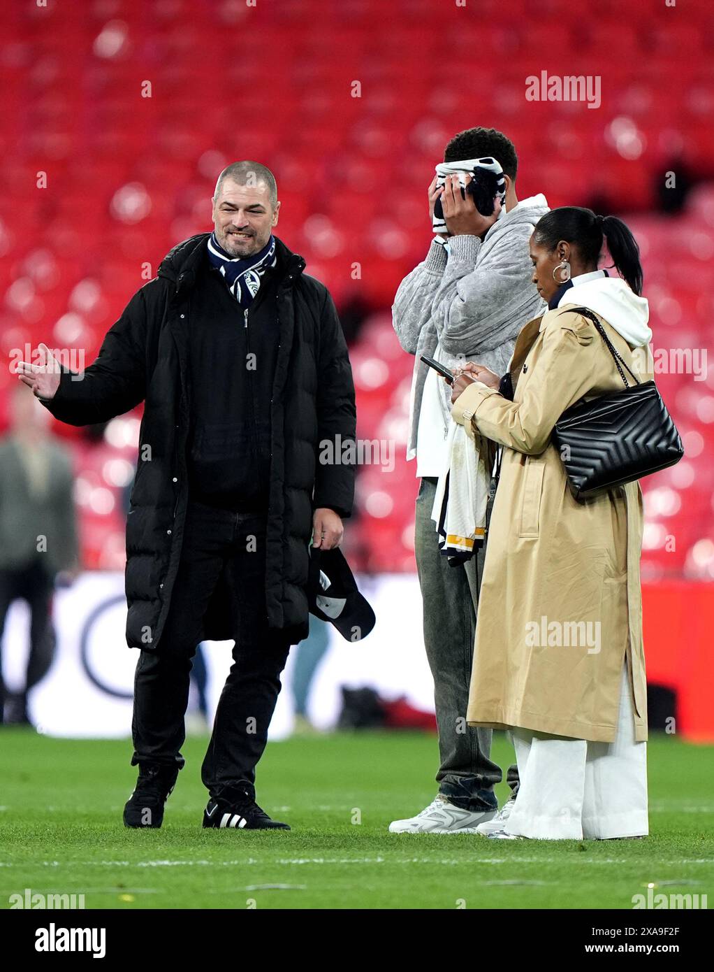 Mark Bellingham, Denise Bellingham and Jobe Bellingham, the family of ...