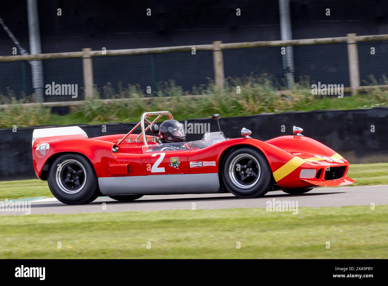 James Cottingham in the 1966 McLaren-Oldsmobile M1B during the Surtees ...