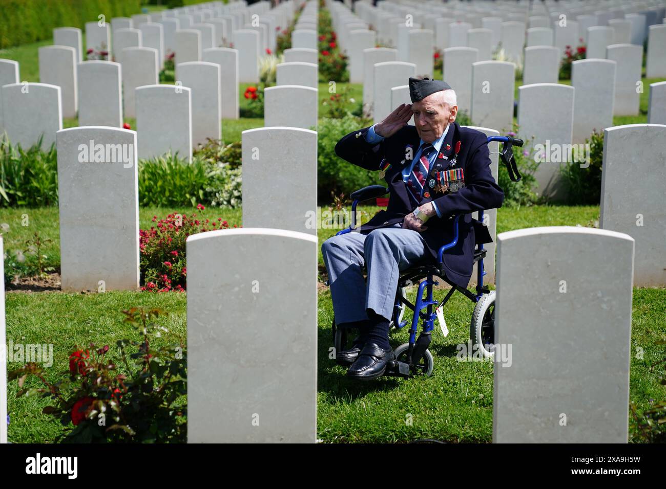 Bernard Morgan, 100, a veteran from Cheshire, pays tribute at the ...