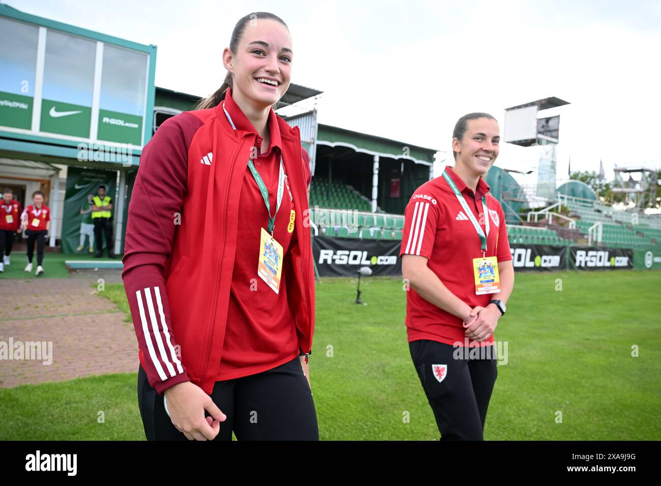 POZNAN, POLAND - 04 JUNE 2024: Wales' goalkeeper Poppy Soper and Wales ...