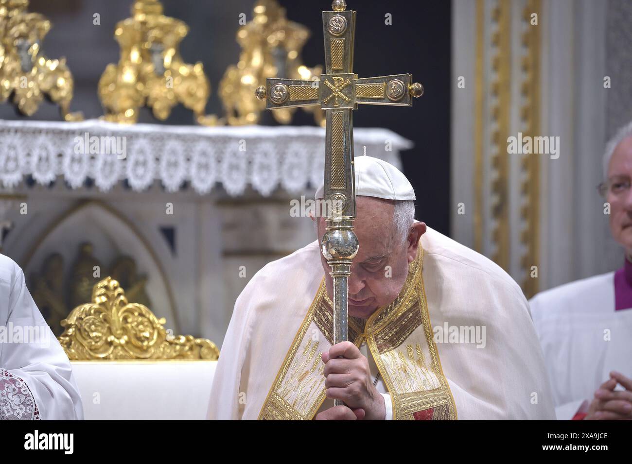 Pope Francis during a Corpus Domini procession between the basilicas ...