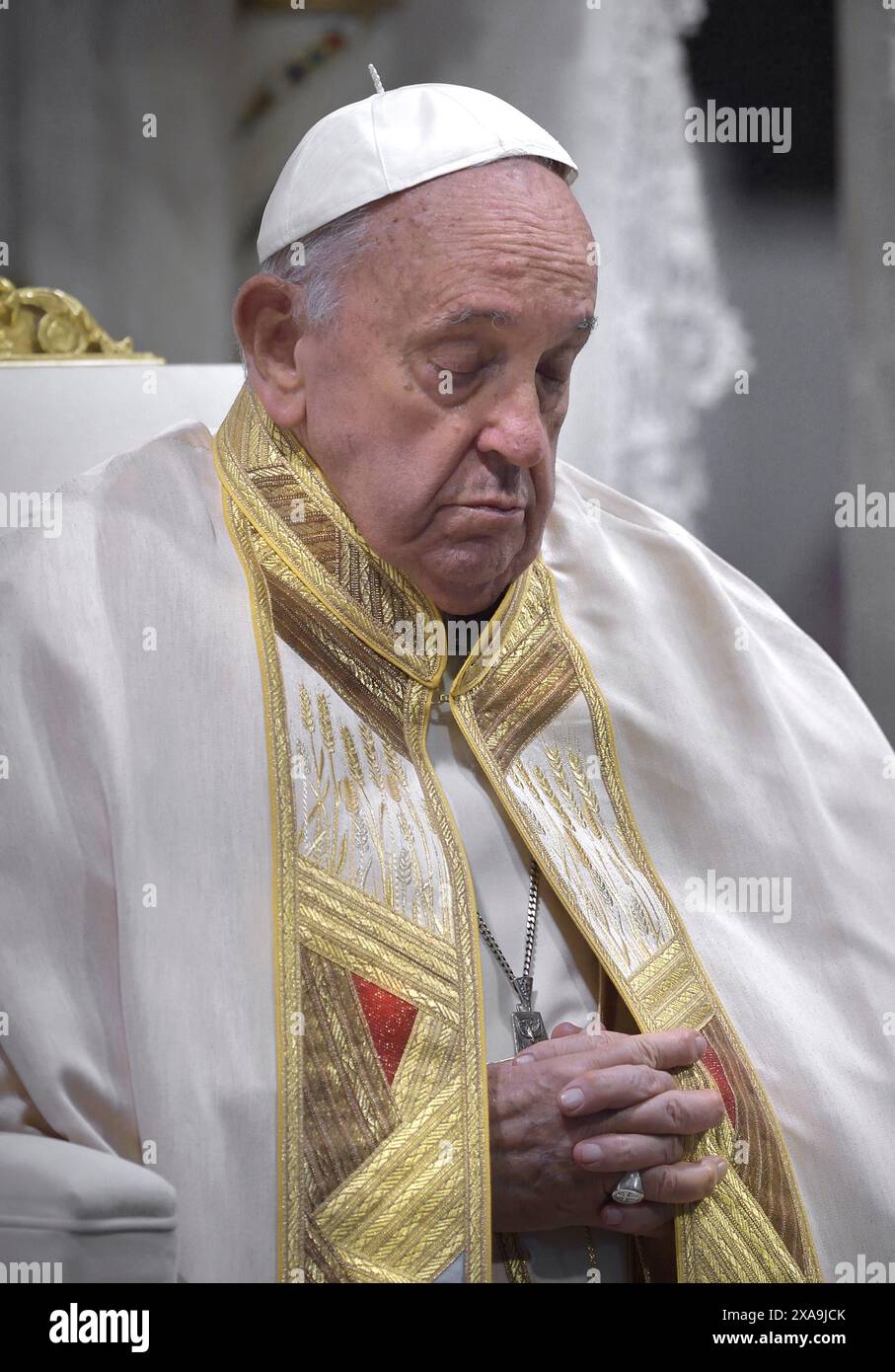 Pope Francis during a Corpus Domini procession between the basilicas ...