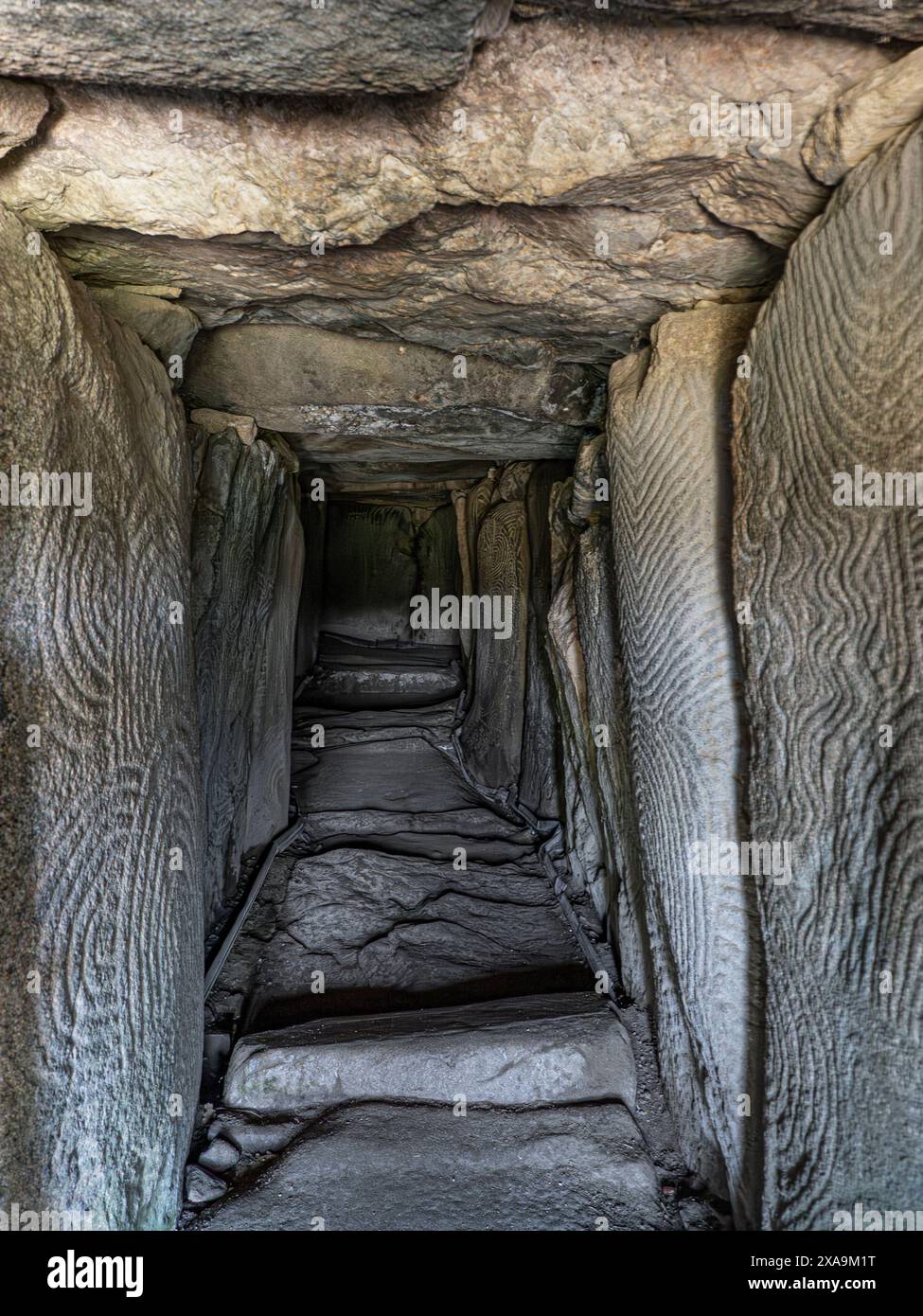 GAVRINIS CAVE INTERIOR Brittany France, prehistoric cairn, dolmen, dry ...