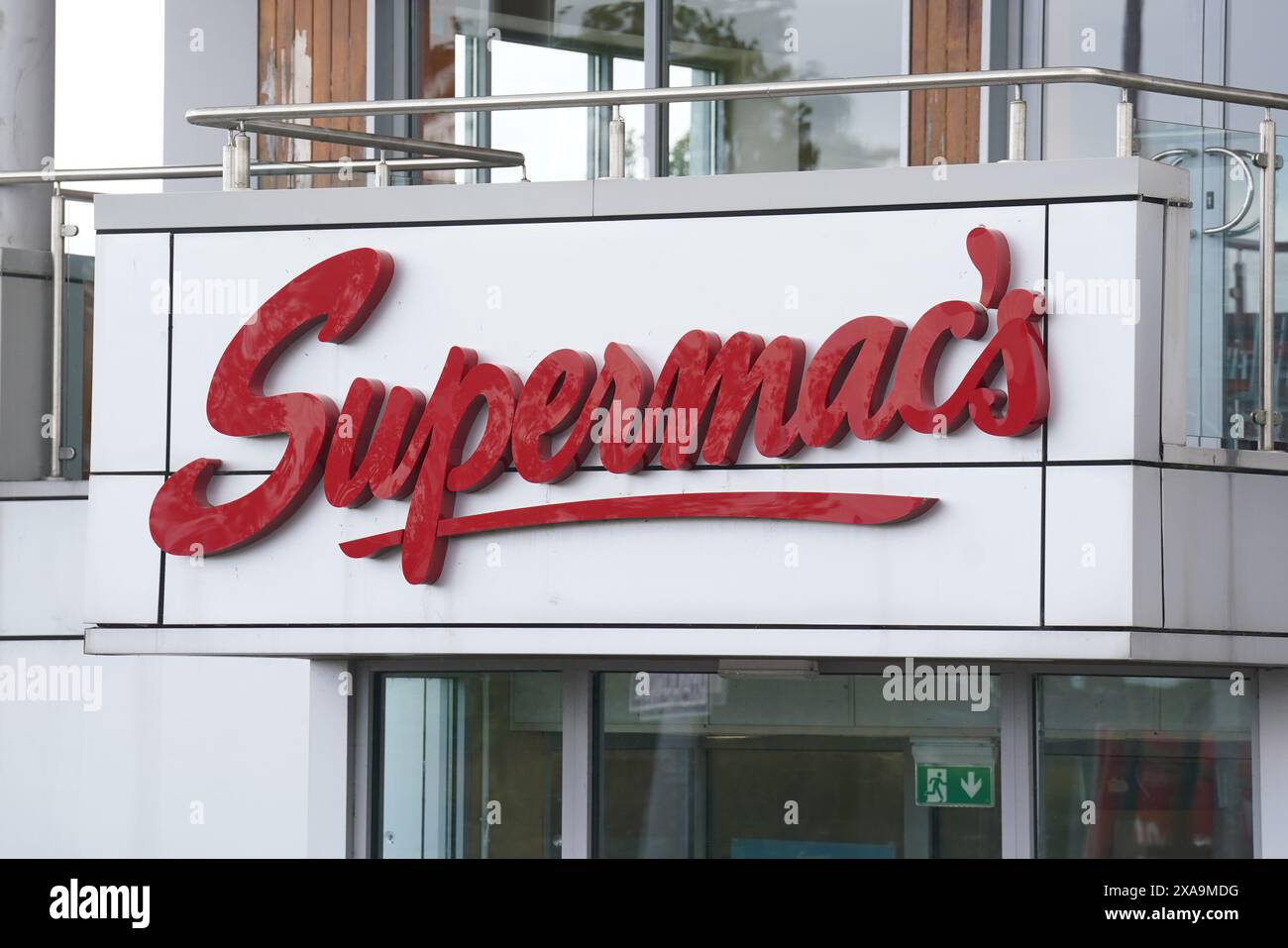 Mcdonalds v supermacs hi-res stock photography and images - Alamy