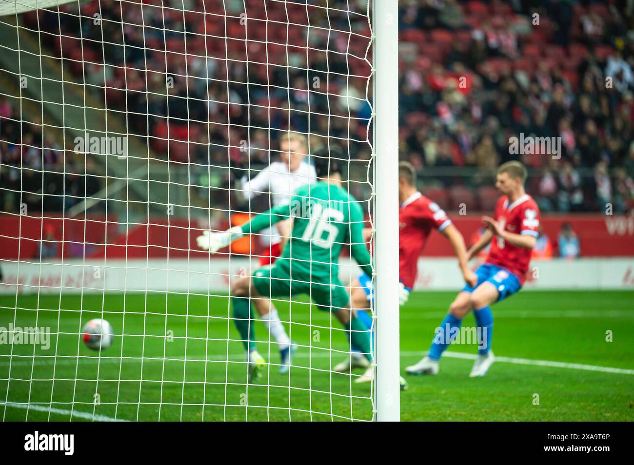 Game situation goalkeeper hi-res stock photography and images - Alamy