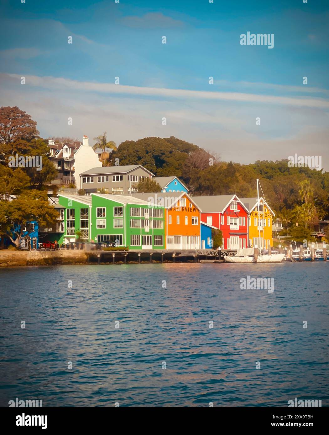 Sydney waterfront homes hi-res stock photography and images - Alamy