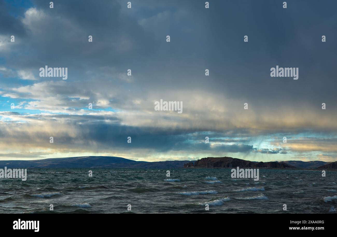 Serene beauty ocean waves under hi-res stock photography and images - Alamy