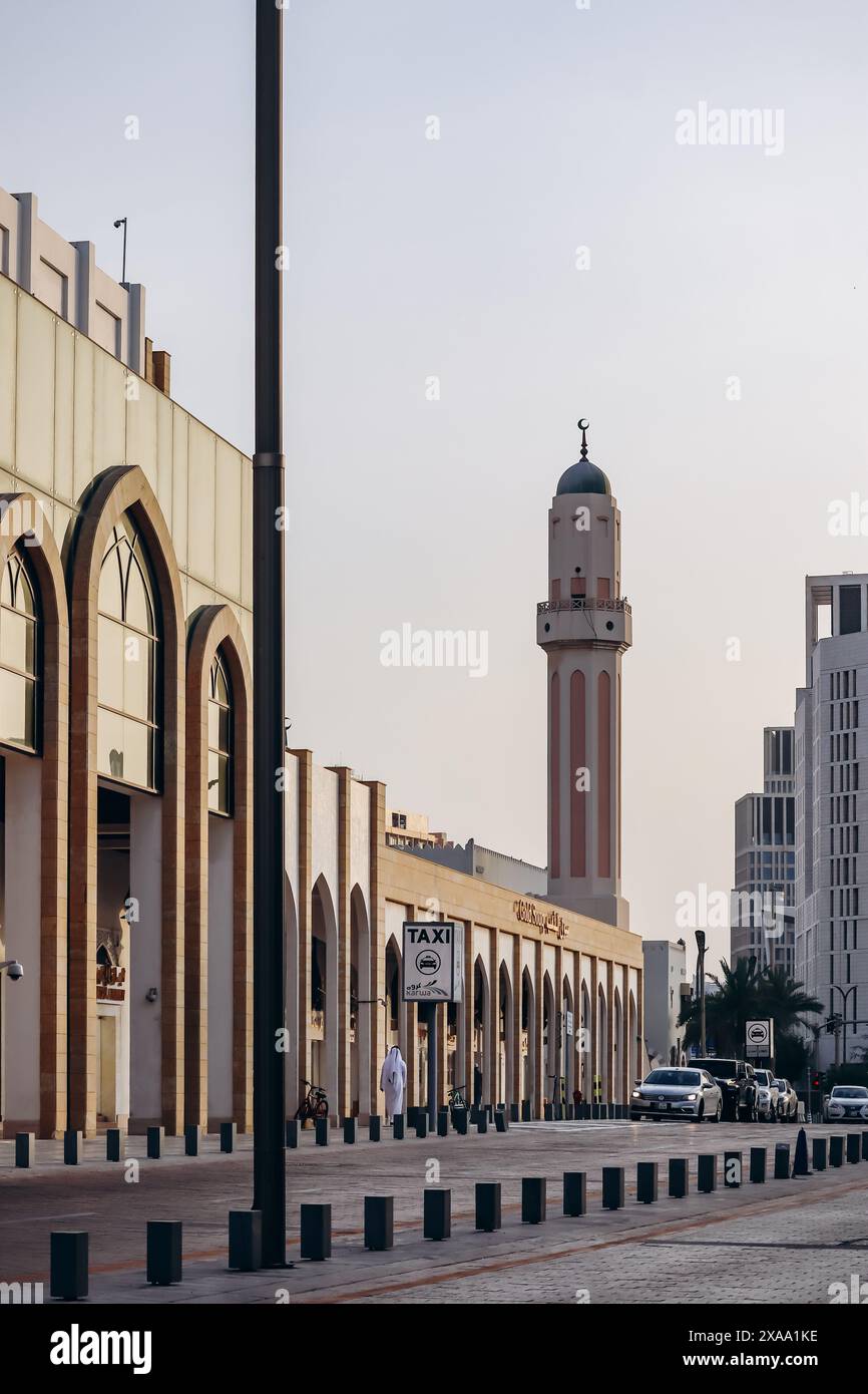 Doha, Qatar - 1 May 2024: Mosque in central Doha near Souq Waqif Stock ...
