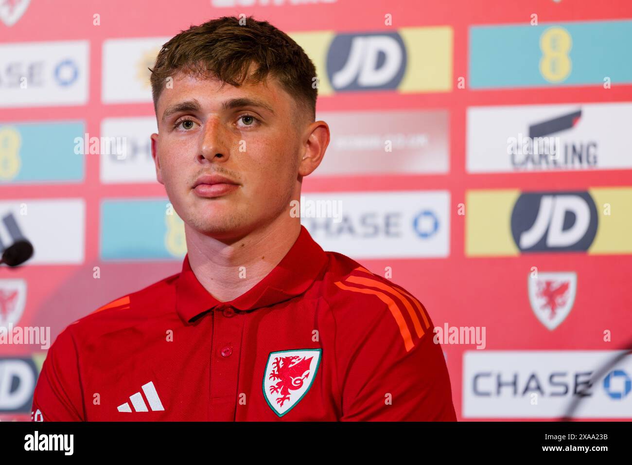 LAGOS, PORTUGAL - 05 JUNE 2024: Wales' Fin Stevens during a press ...
