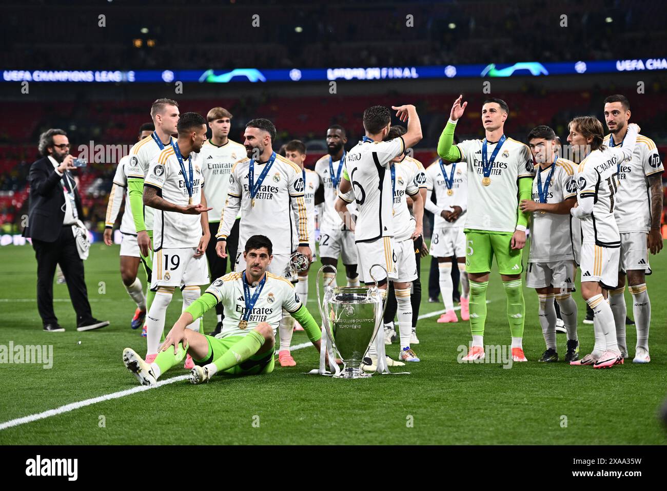 Ucl champions league hi-res stock photography and images - Alamy
